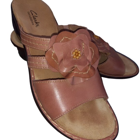 Clarks | Shoes | Clarks Bendable Sandals Size 8 | Poshmark